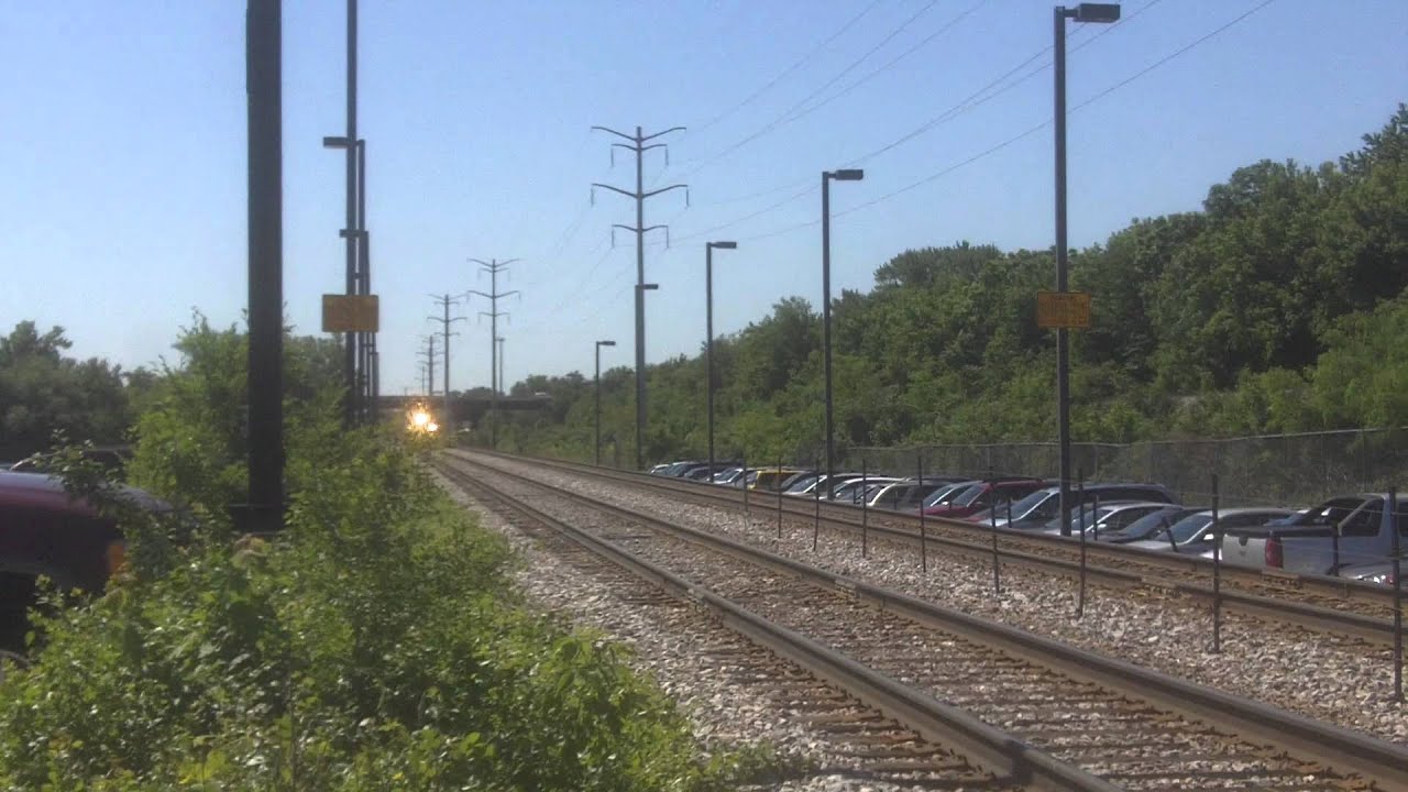 Outbound Metra 110 Pulls Into National Street - YouTube