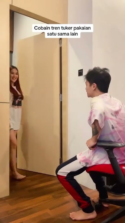 Tuker pakaian #vitosinaga #ivanameylanda #komedi - YouTube