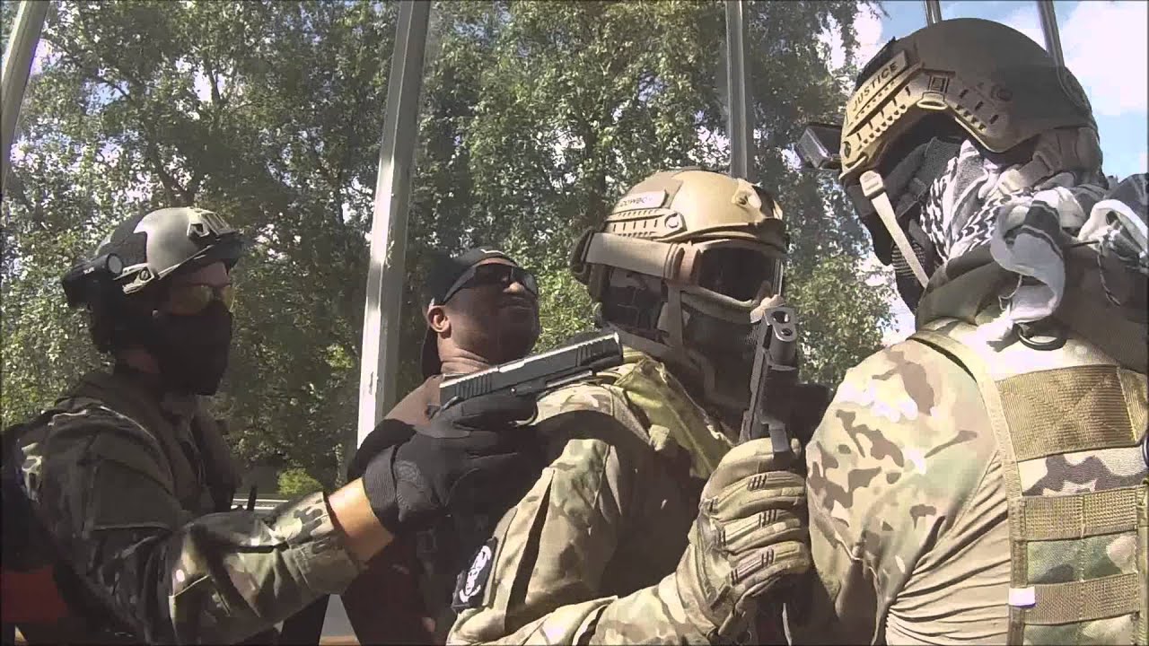 Red 1 Airsoft -Fighting on the stairs-31/8/14 - YouTube