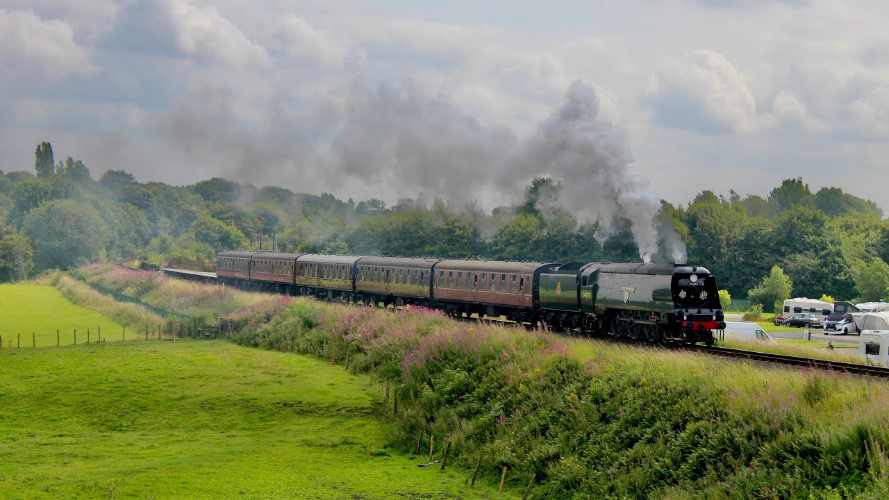 34092 “City Of Wells” and 2890 “Douglas” pay tribute to Rae Wheeler ELR ...