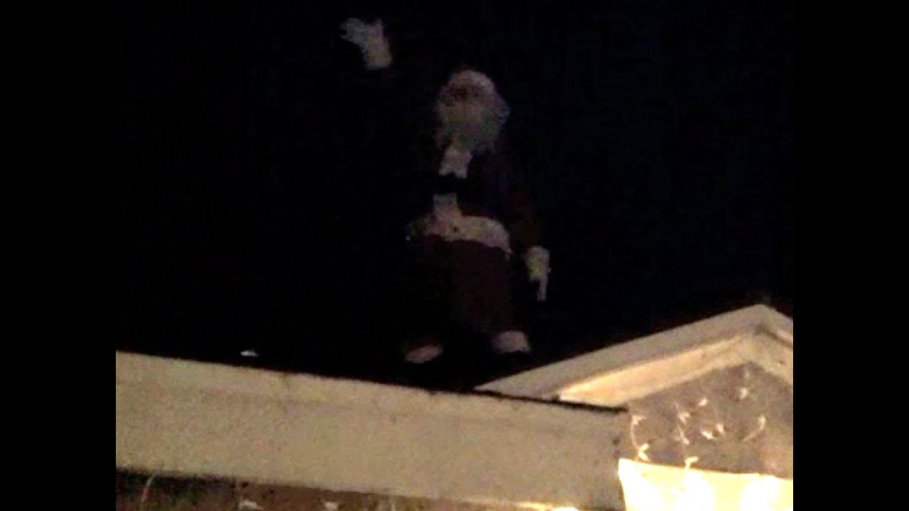 Real Santa Clause on the Roof _ 2011 - YouTube