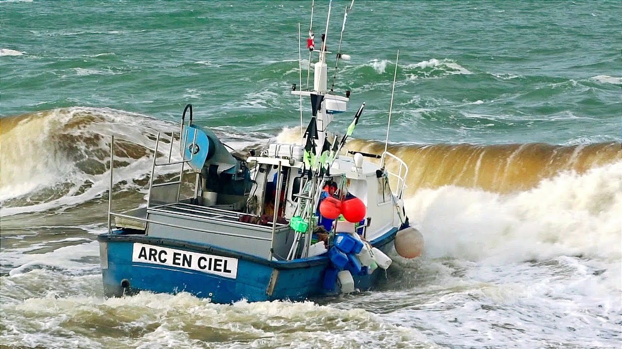 📛 SORTIE ENCORE DANGEREUSE MÊME APRÈS LES TEMPÊTES À CAPBRETON 🌊😨@Alex ...
