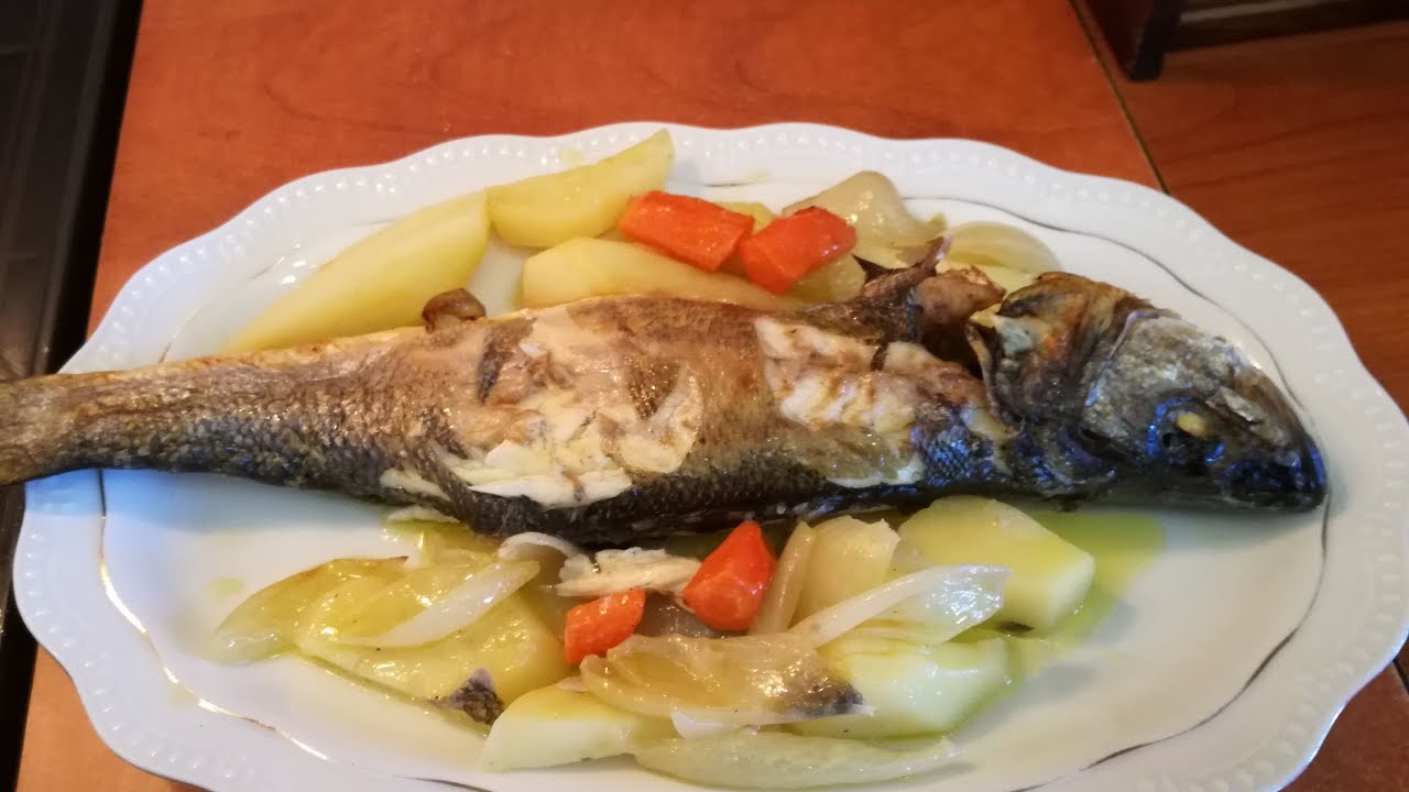 CookFeast BG(Begginers Guide)Lavraki Fish With Potatoes Easy Steps ...