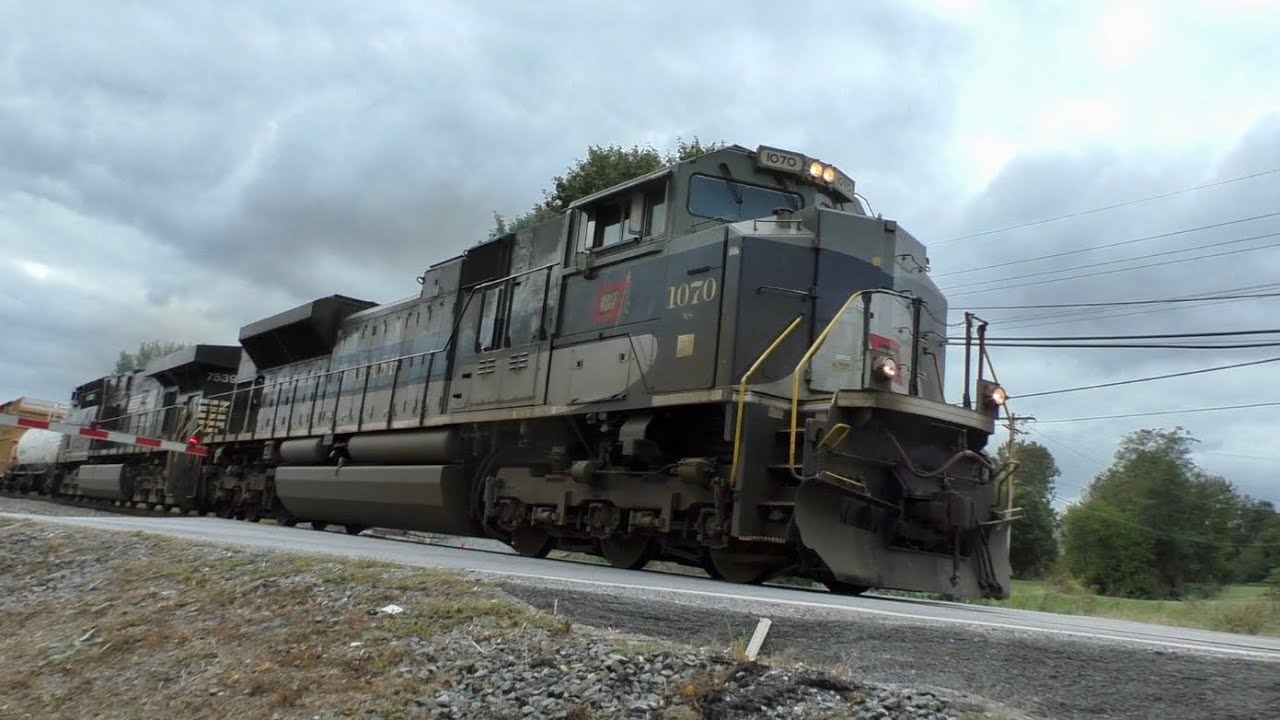 Wabash HU Leading NS’s 227 NB at Ranson, WV - YouTube