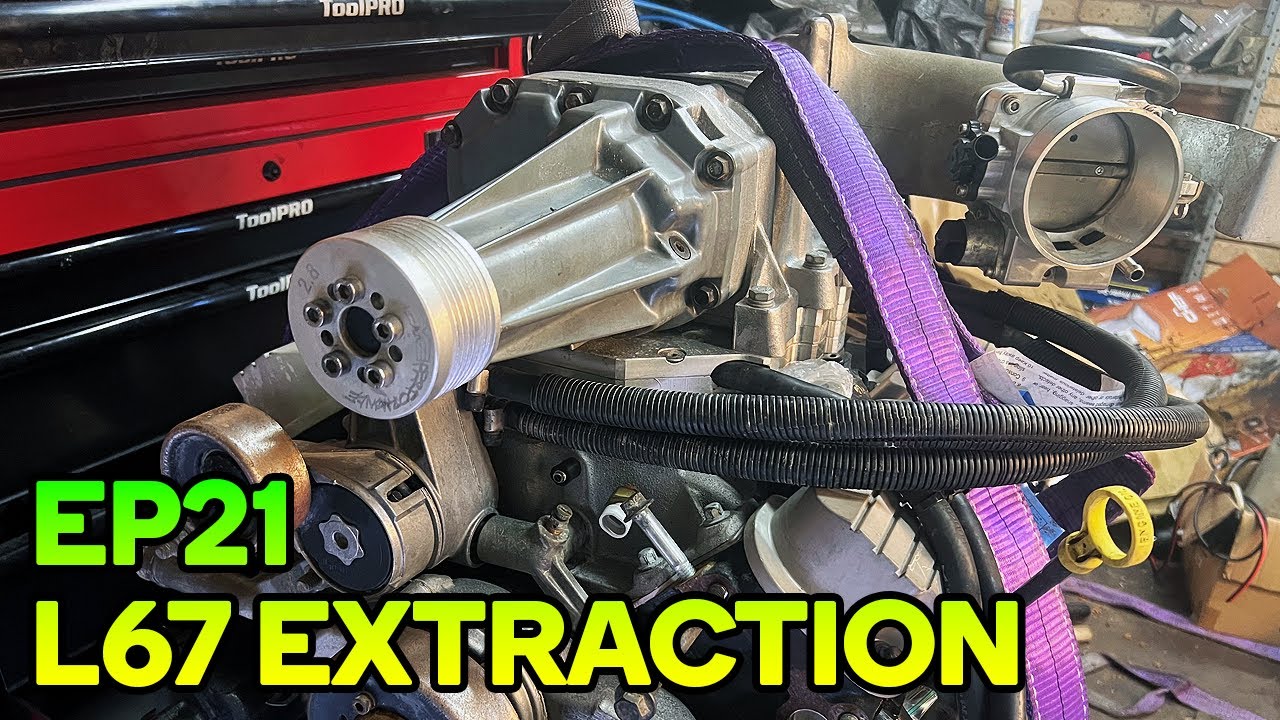 Removing the L67 from the wrecked Hilux - Supercharged Hilux Build ...