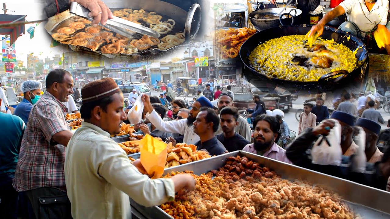 Bhashani Sweets Bakery | Aloo Pakora Making | Karachi Ramadan street ...