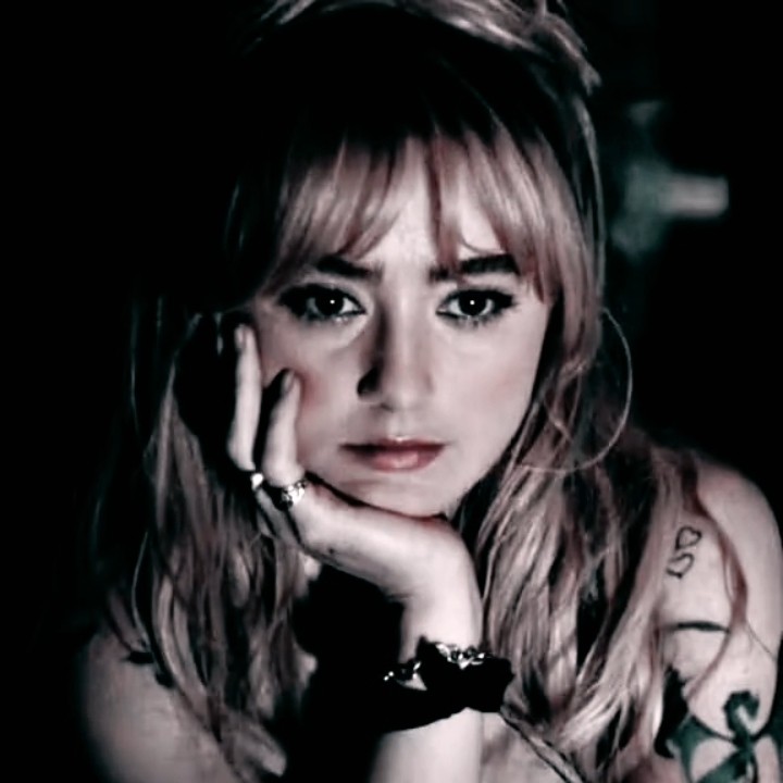 ABIGAIL // SAMMY - YouTube