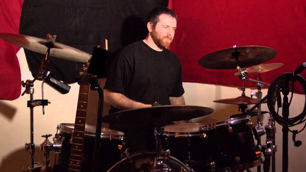 World's fastest and weirdest drummer - YouTube