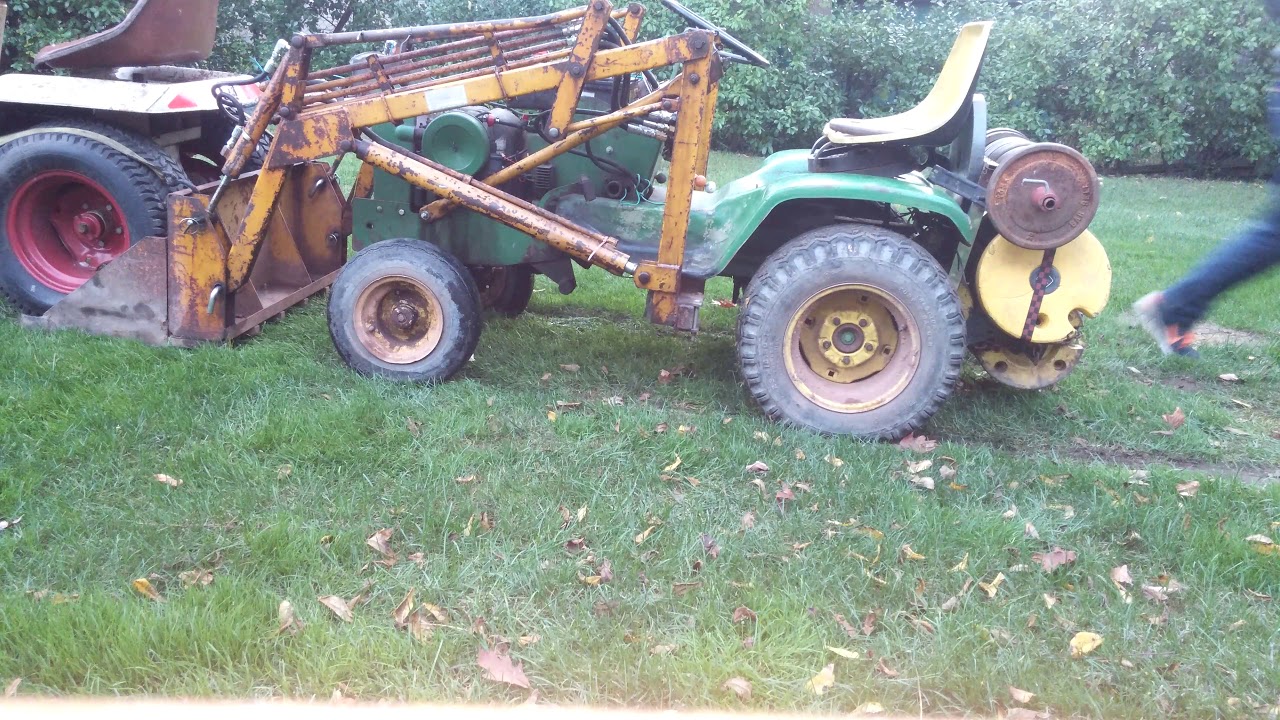 John Deere 140 H 1 with Kwik-Way self leveling front end loader lifts ...