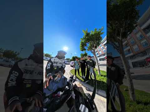 Annemle yılan ile insanları korkuttuk😂🐍#motovlog #motorcycle #keşfet #motor #komedi #insta360 #fyp