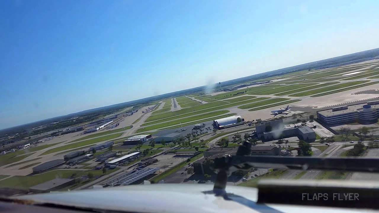 Cockpit View Landing In Indianapolis - YouTube