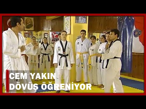 Cem, Yakın Dövüş Öğreniyor! - Yılan Hikayesi 56.Bölüm