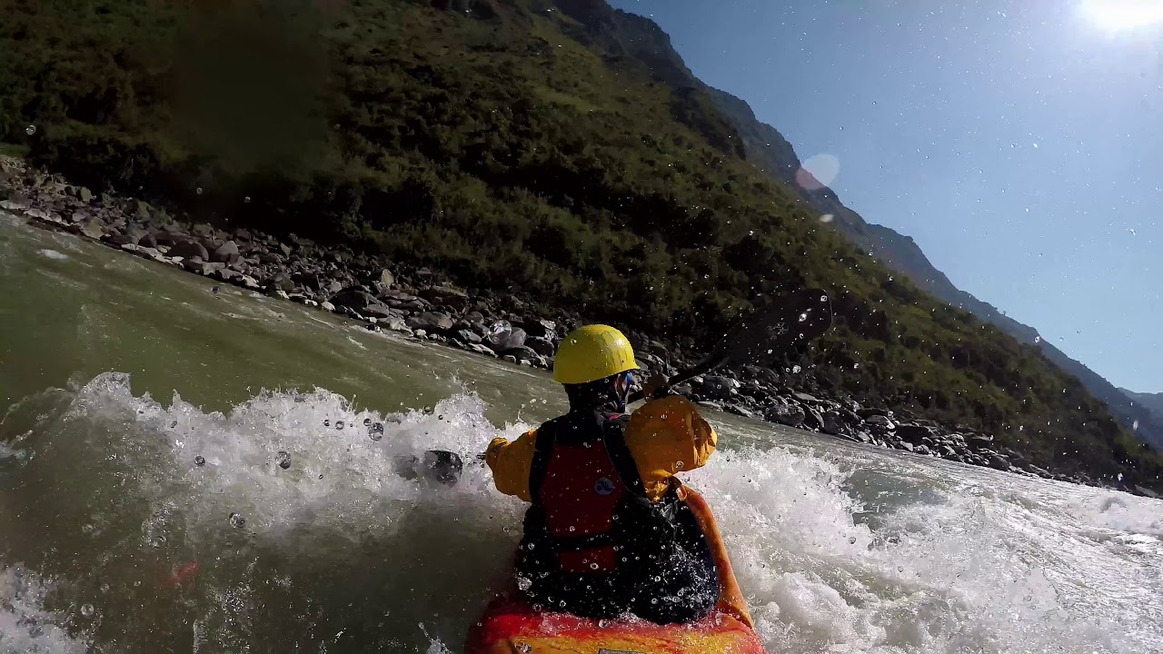 20171126 Alex怒江第一灘China Yunnan Nujiang kayaking - YouTube