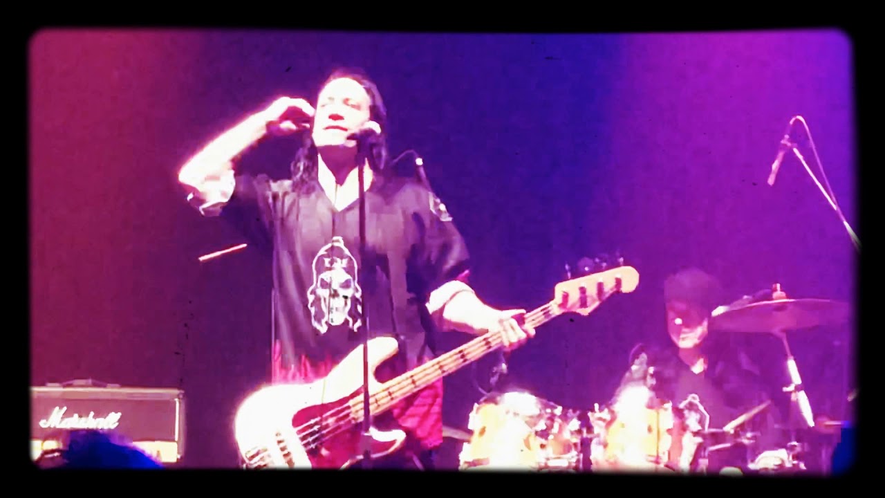 Toque - Zach Throne Live in Vancouver. Nick Gilder “Hot Child In The ...