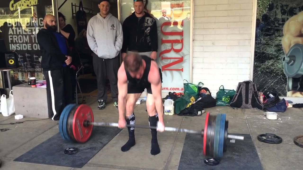 Alex Powell hits a 270kg deadlift. - YouTube