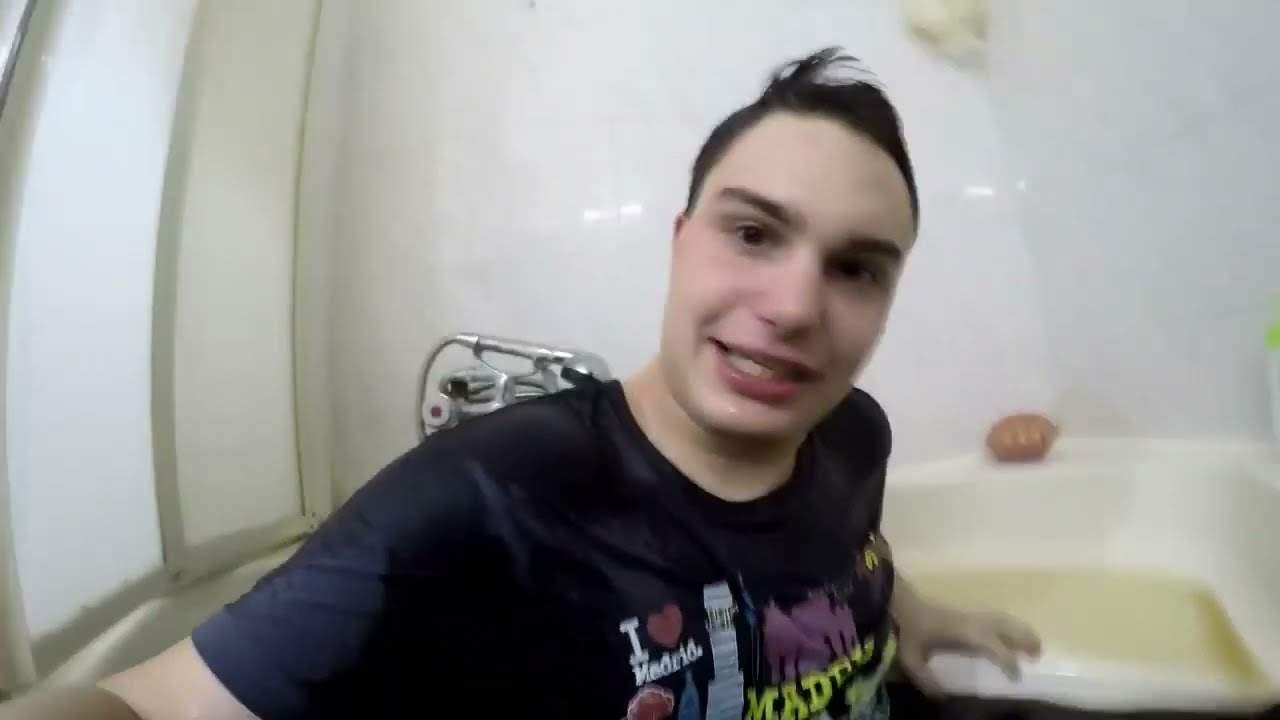 Andrew-მა ტვინი გამოირეცხა?@Andrew - Mobile Gaming - YouTube