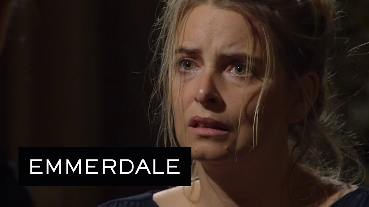 Megan Furiously Reveals That Her Son Robbie Is Dead - Emmerdale - YouTube