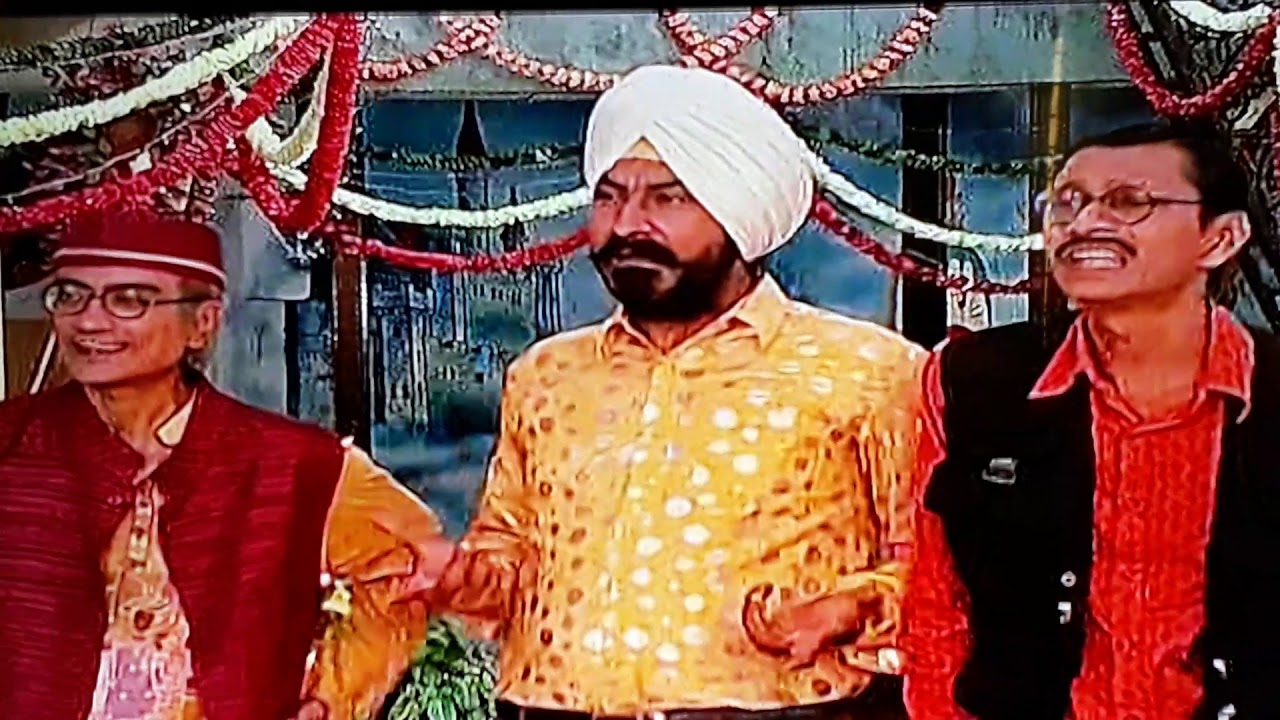 Komal says the dialogue of paresh rawal of the film phir hera pheri ...