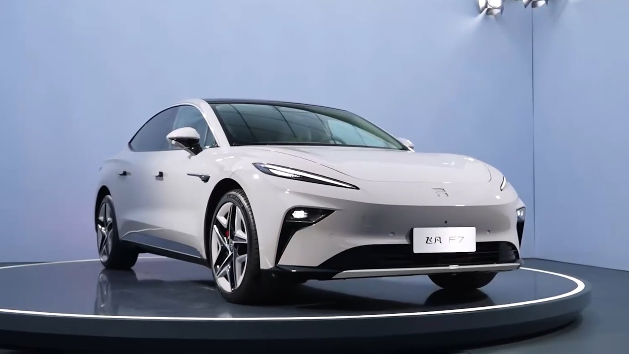 2023 Rising Auto F7 Exterior and Interior, Swappable Batteries And 666km Range - YouTube