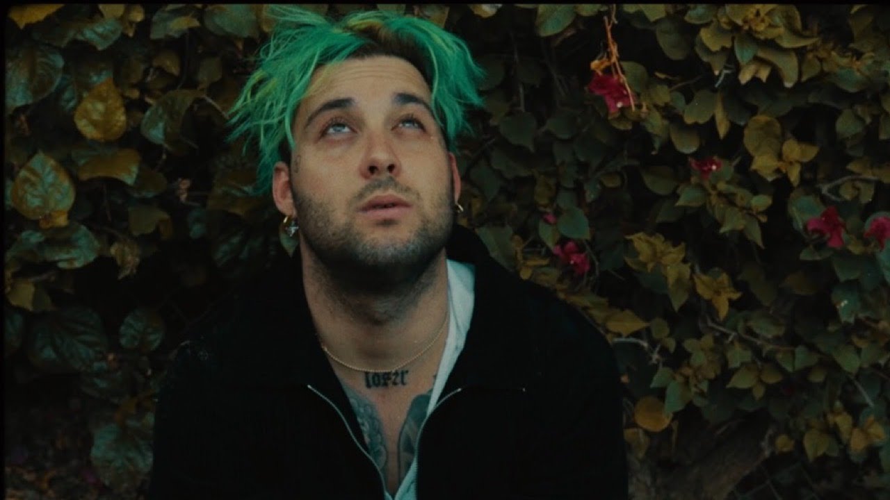 Chad Tepper -LOSER (OFFICAL MUSIC VIDEO) - YouTube