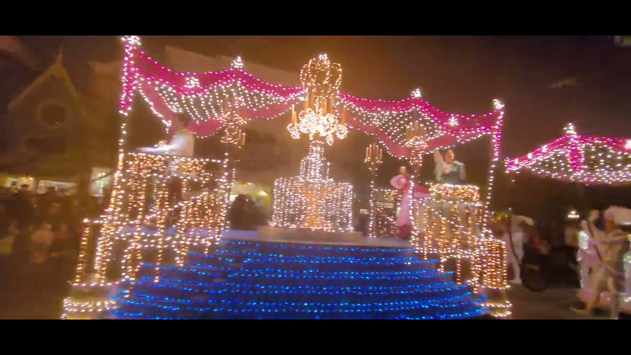 The Main Street Electrical Parade 50th Anniversary [Original] - YouTube