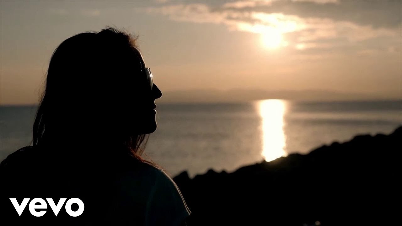 Ella - Nek' Se Selo... - YouTube Music