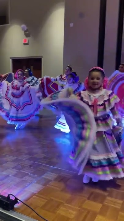 Jalisco folklore - YouTube