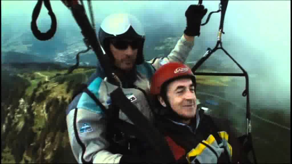 Intouchables scène parapente - YouTube