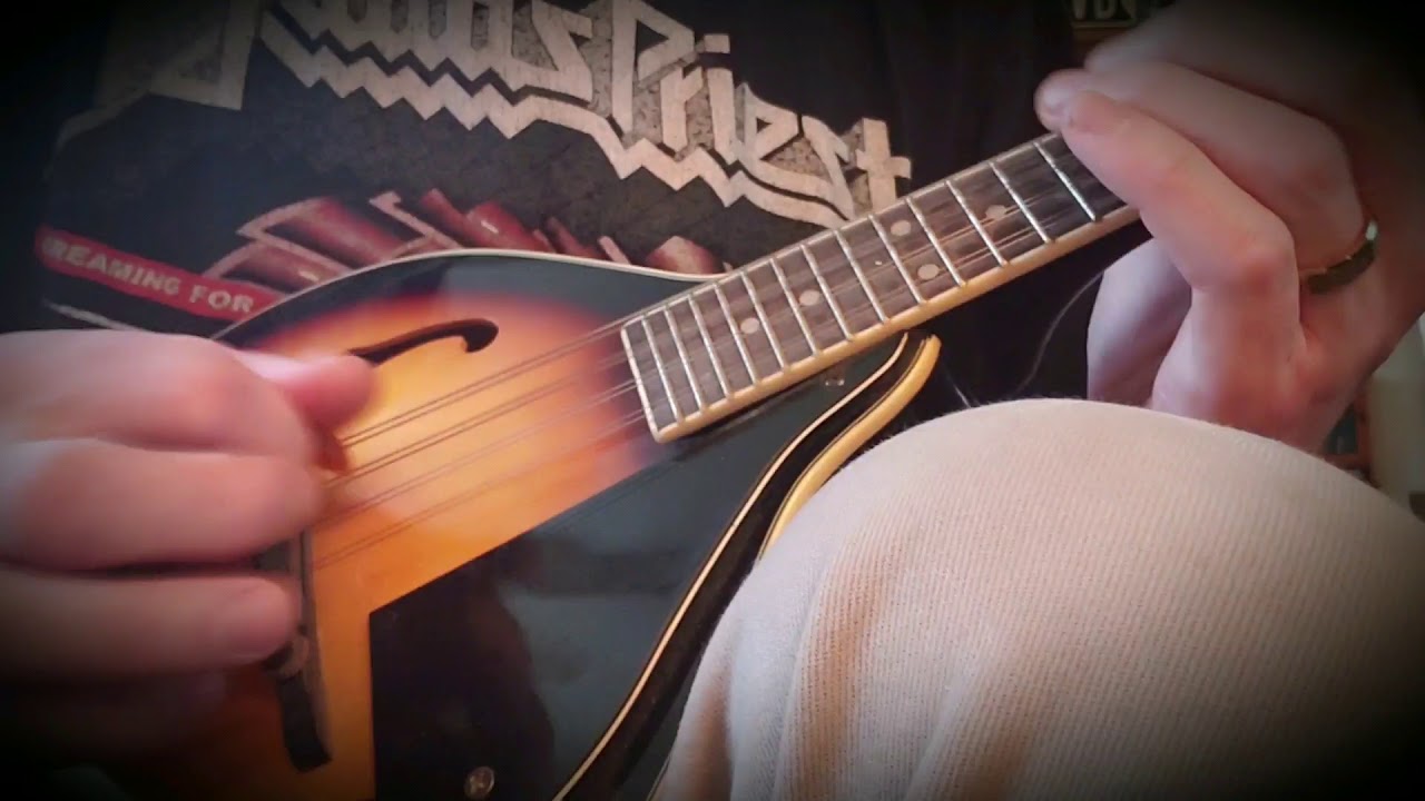 Medieval Mandolin - YouTube