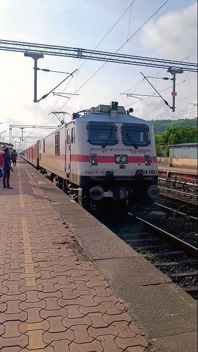 Konkan Railway 16345 Netravati Express Arriving At Chiplun #shorts #train #youtubeshorts #viral ...