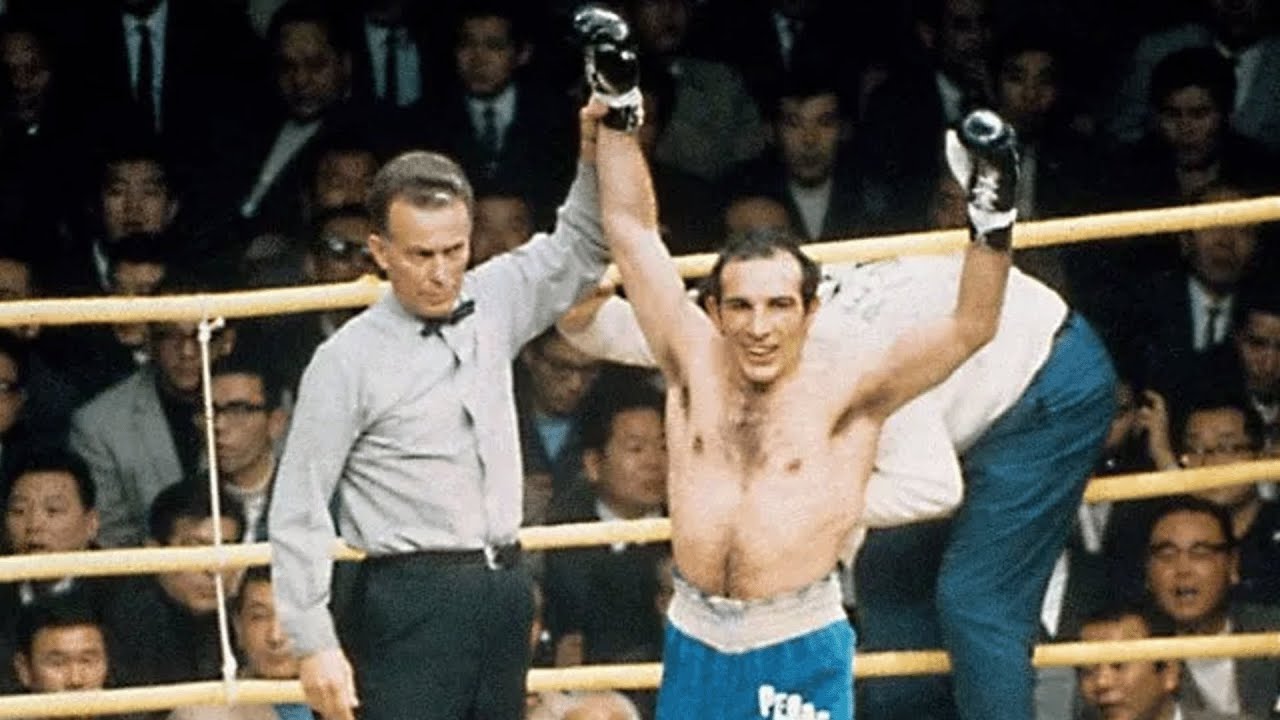 Nicolino Locche vs Gerardo Ferrat HD Colorized - YouTube