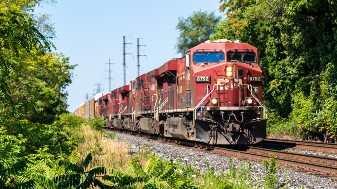 BNSF! CPR 8792 at Mount Pleasant (JUL 16/22) - YouTube