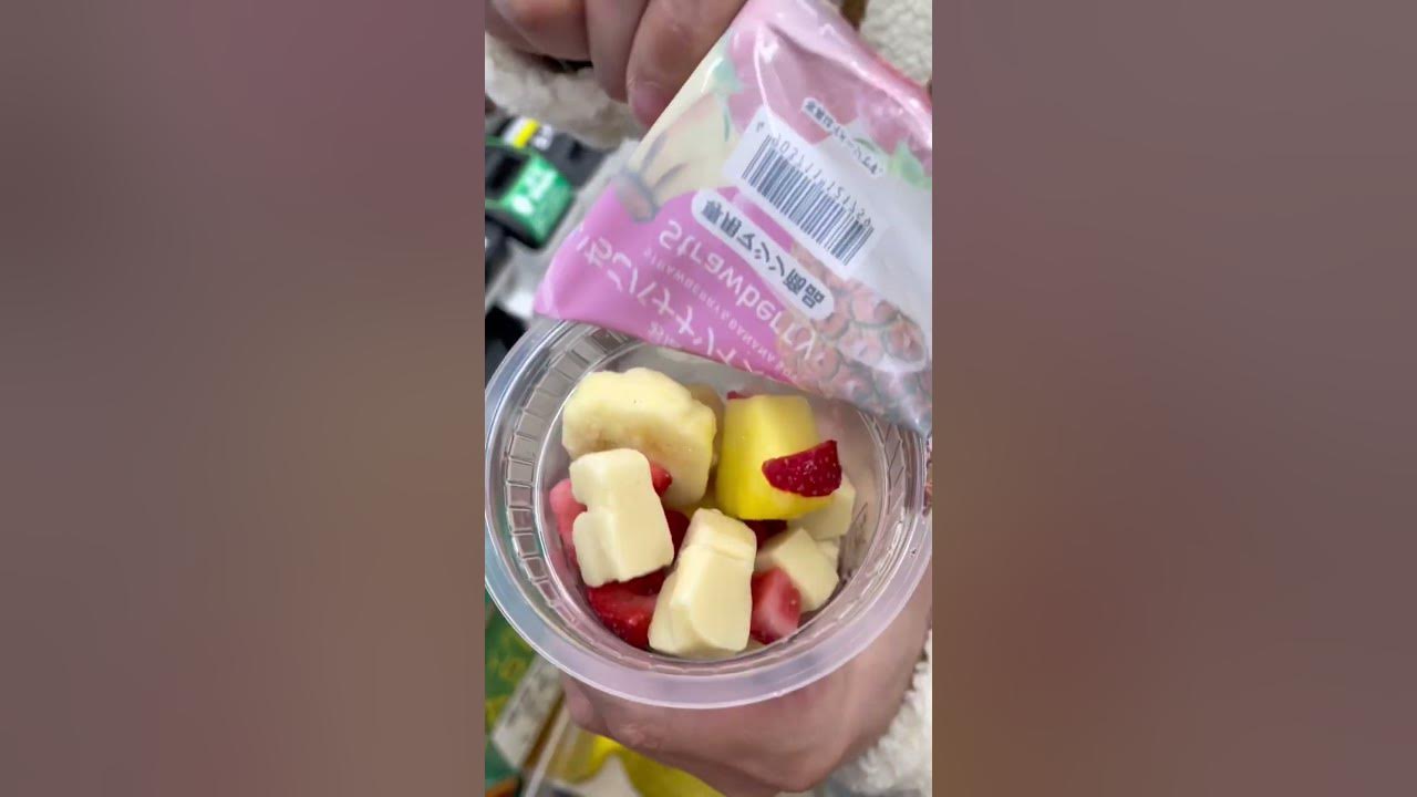 7-eleven-real-fruit-smoothies-in-japan-convenience-store-food