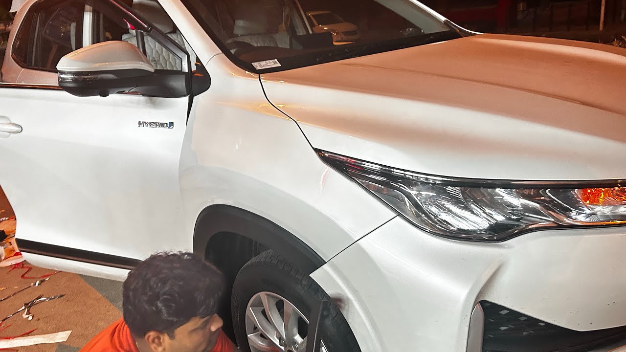Toyota Innova HYCROSS Modifications🔥 | wheel Arch | footrest| Ambient ...