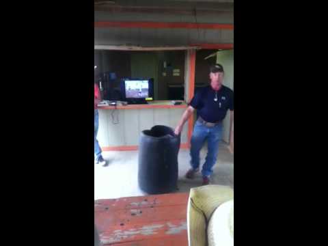 Rob Smets Bullfigthing School - YouTube