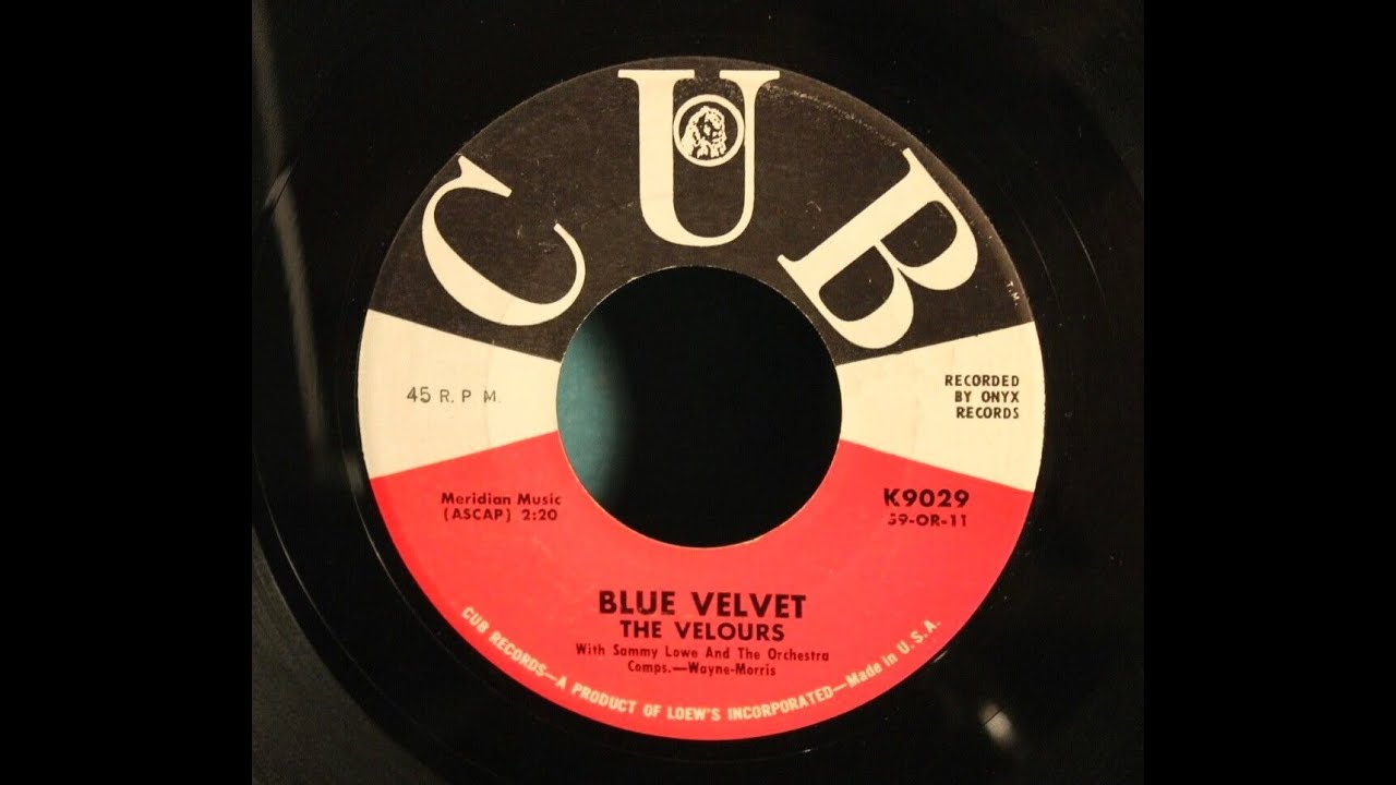 The Velours - Blue Velvet 1959 - YouTube