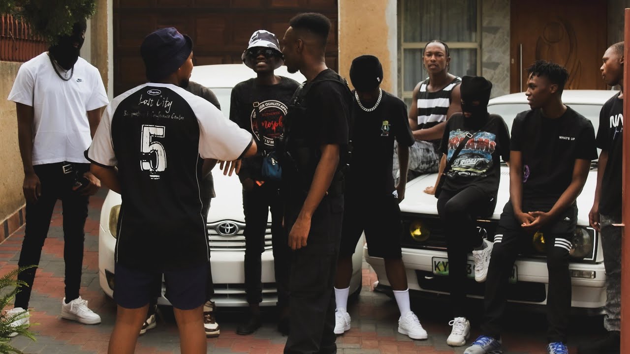 Rapper LTD - Makazole Mapimpi (Official Music Video) - YouTube