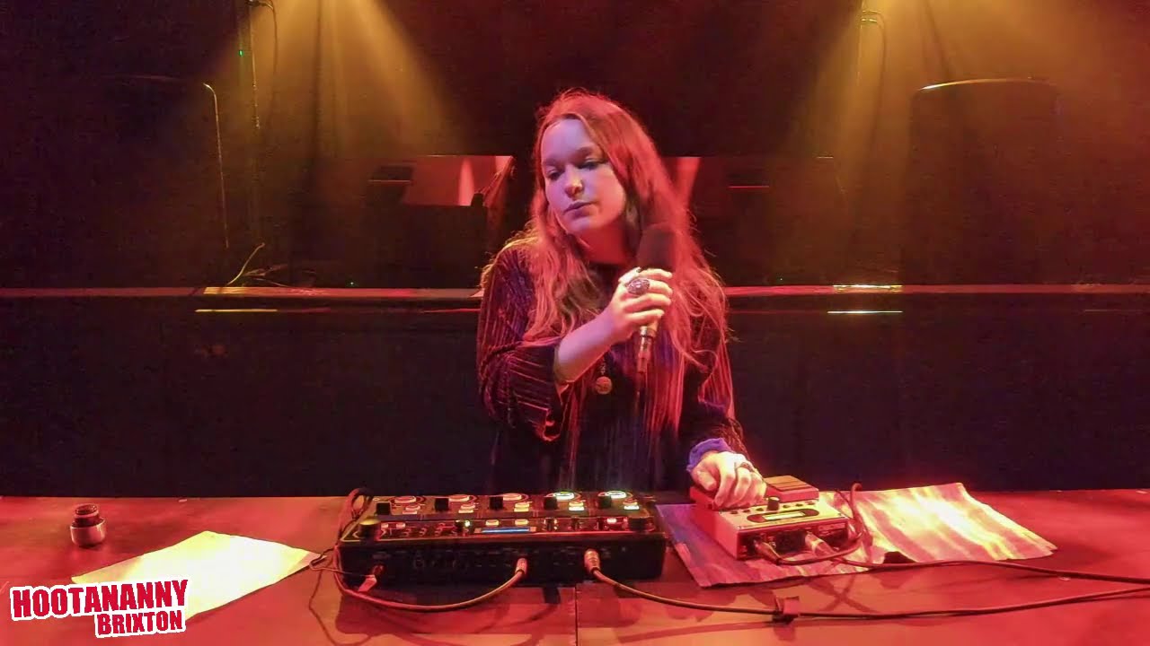 Hoots TV: Plumm - YouTube