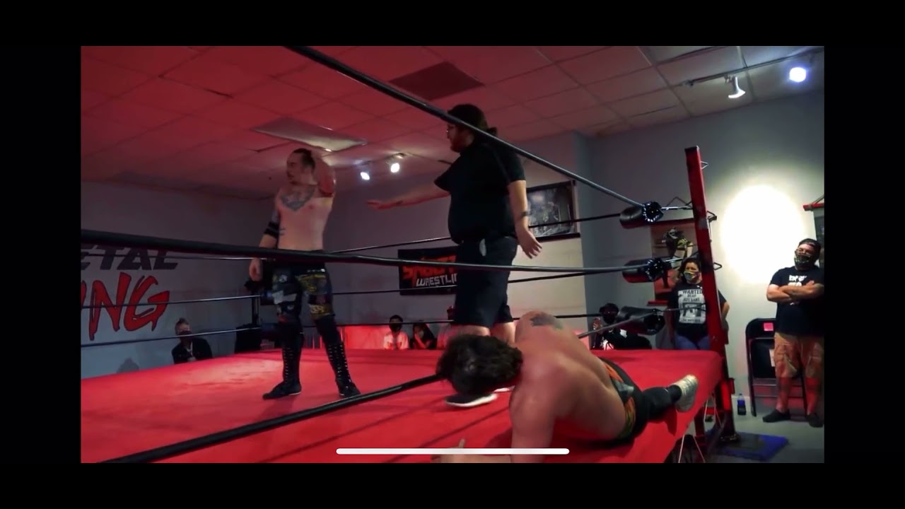 Izzy James vs J Serious @ Heavy Metal Wrestling - YouTube