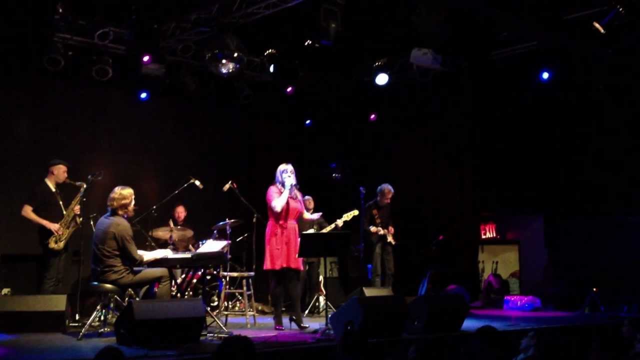 Rumer - Slow (Live @ Highline Ballroom, NYC) - YouTube