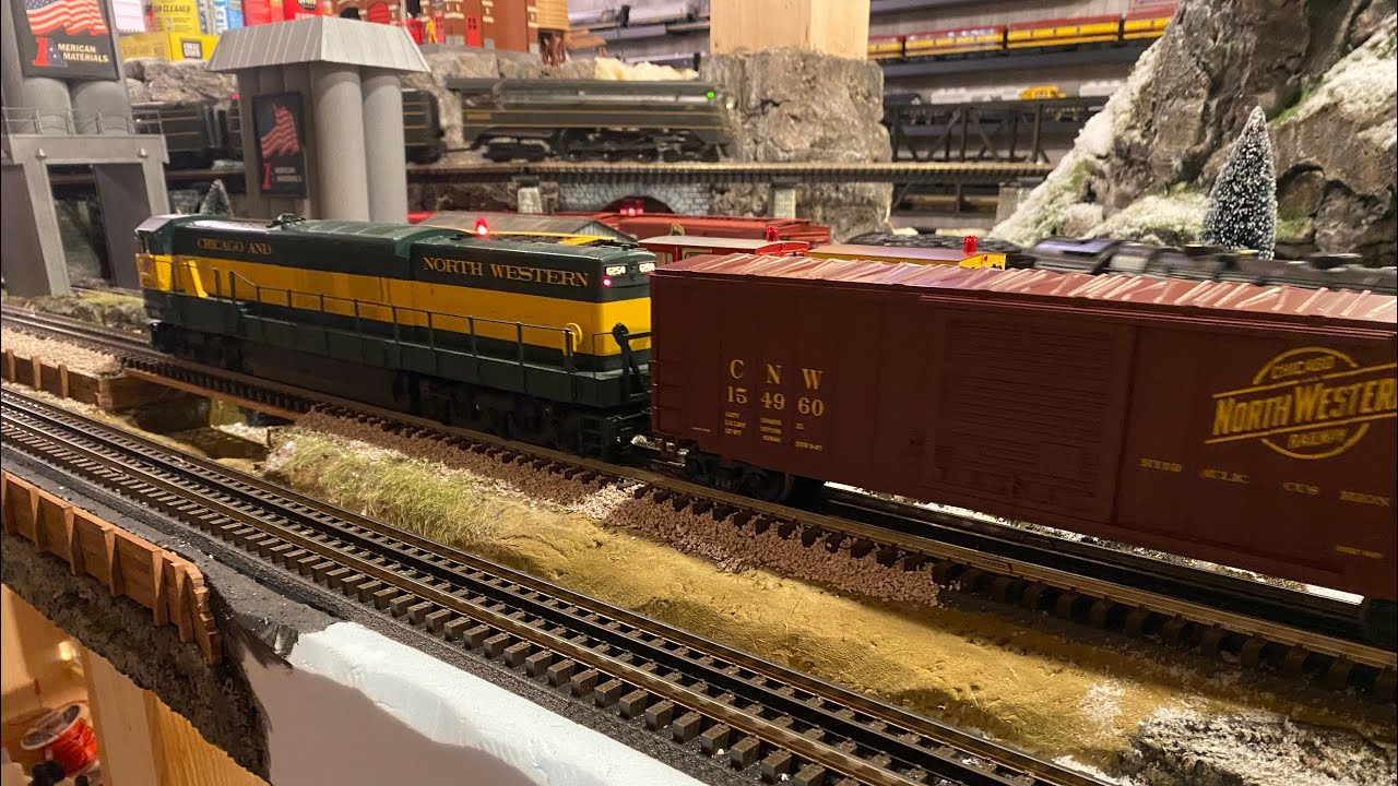 MTH Premier EVERYWHERE! Plus MASSIVE MTH Diesel on the Rails, Chicago ...