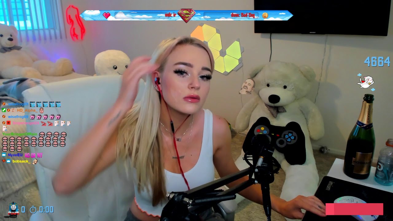 Viperous sends off her boyfriend - YouTube