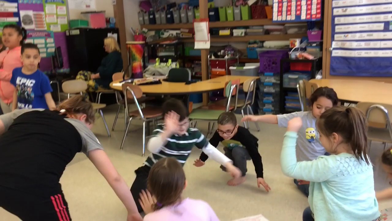 Pioneer Valley Performing Arts School students teach dance to Belcher ...
