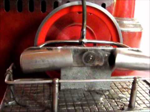 Machine à vapeur jouet Jean Comby - YouTube