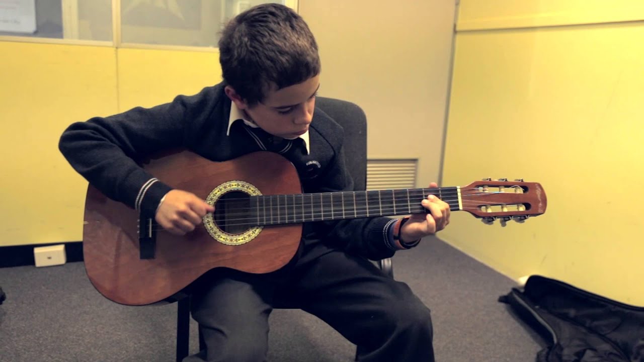 Dean Kelly - Teenage Dirtbag - Eastern Suburbs School of Music - YouTube