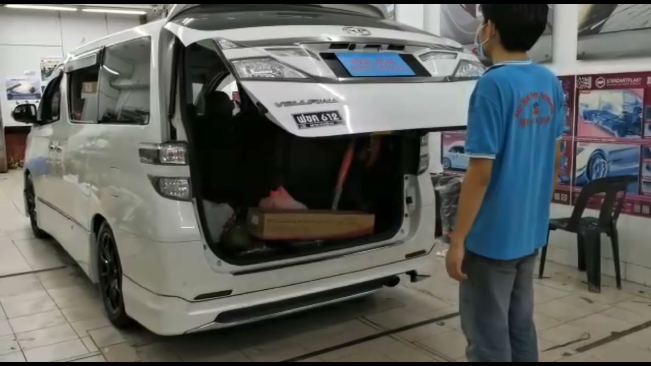 Toyota Vellfire 2009 Rear Power Boot - YouTube