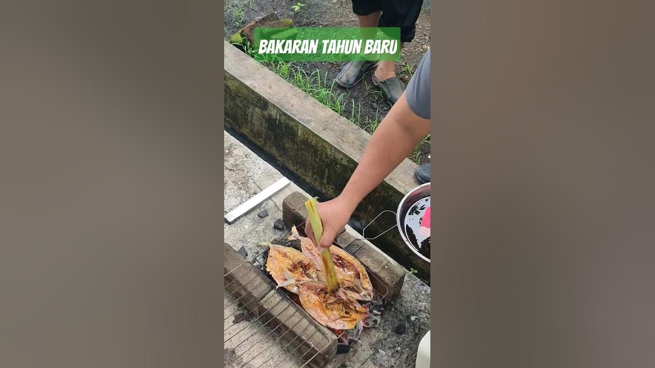 Bakaran Tahun Baru - YouTube