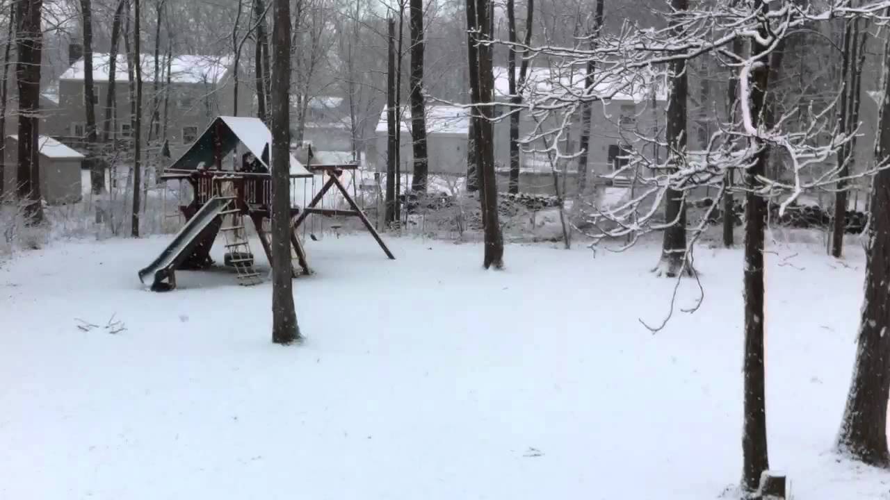 Snowy Saturday morning - YouTube