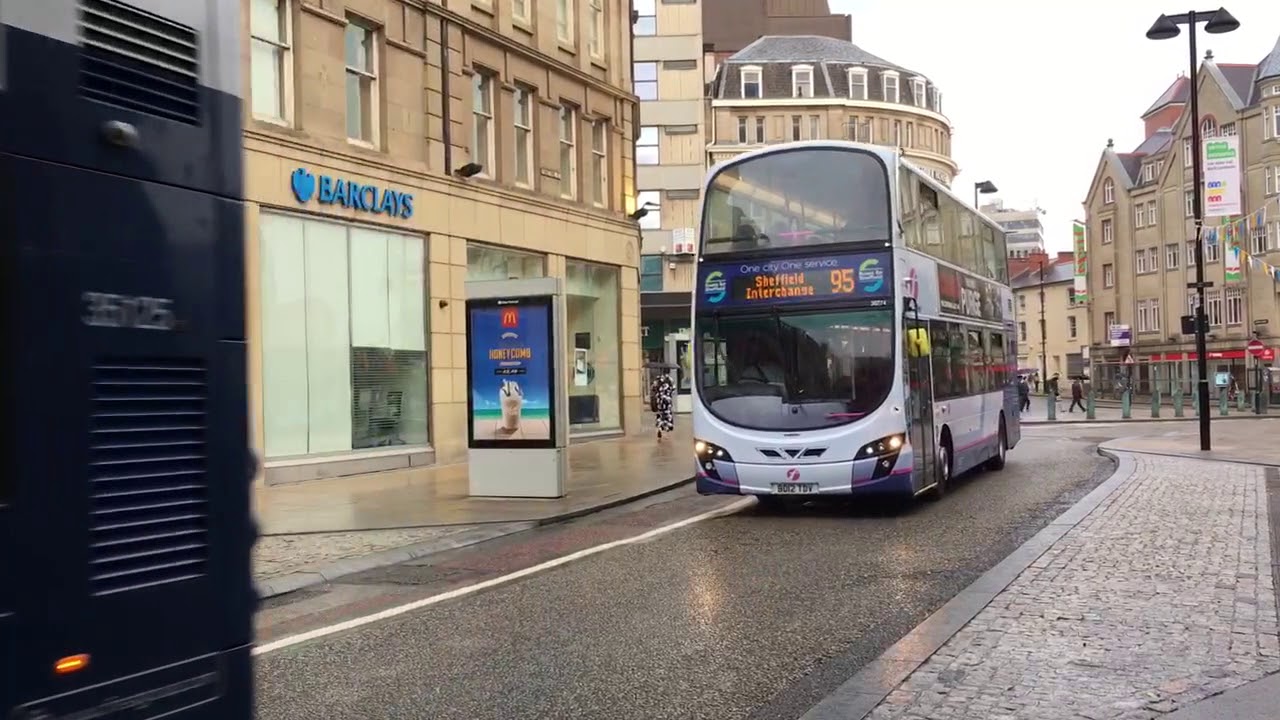 First Bus Sheffield X Leeds 36274 At City Centre On 95 To Sheffield ...
