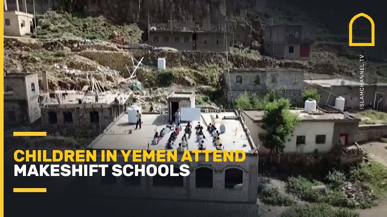 Children in Yemen attend makeshift schools - YouTube